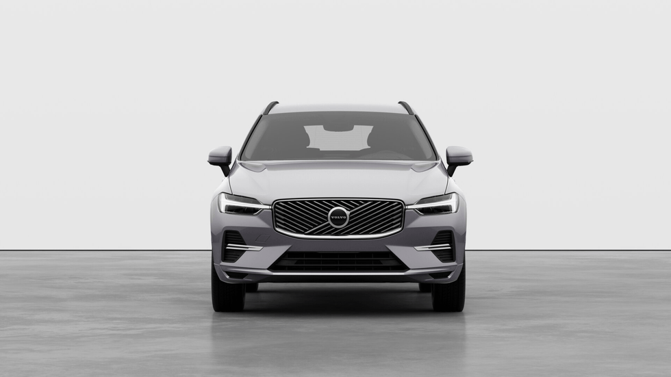 Volvo XC60 Core B5 (P) AT8 AWD – Autoworld.ro